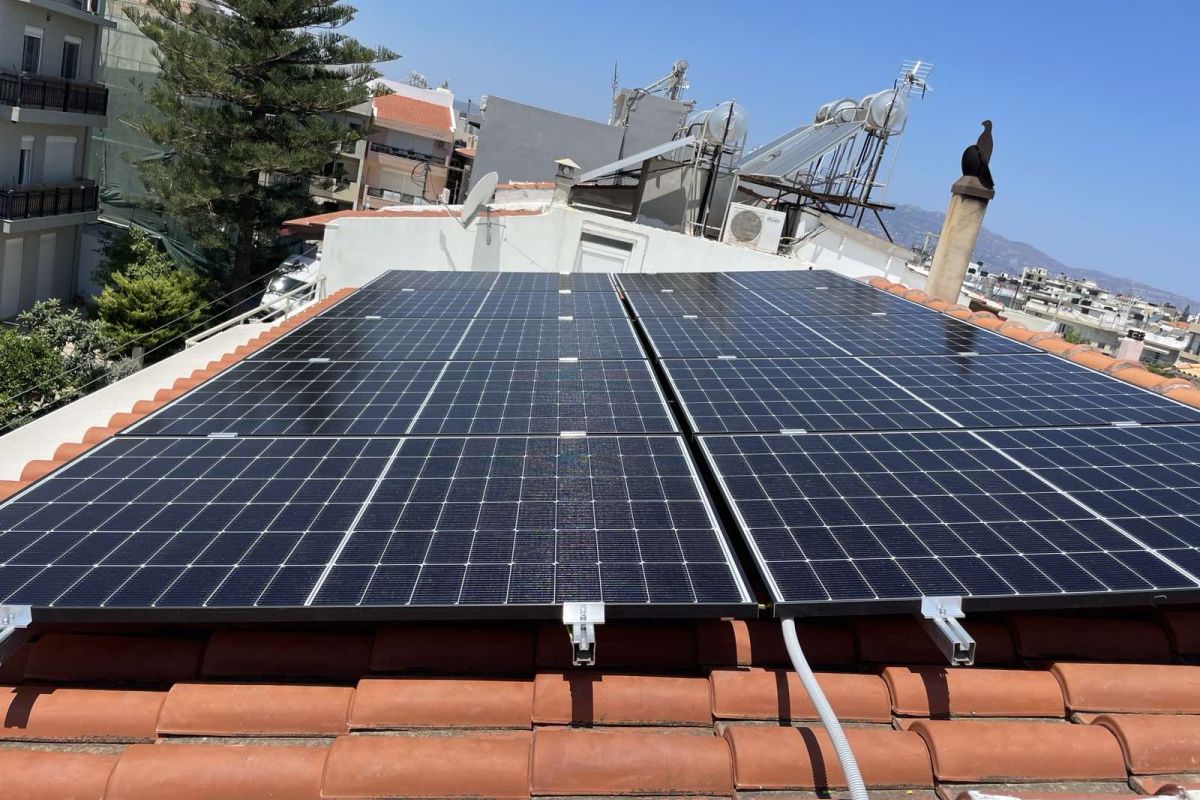 Self-Generating Photovoltaic System (Net Metering) with 4,4 kW power in ...